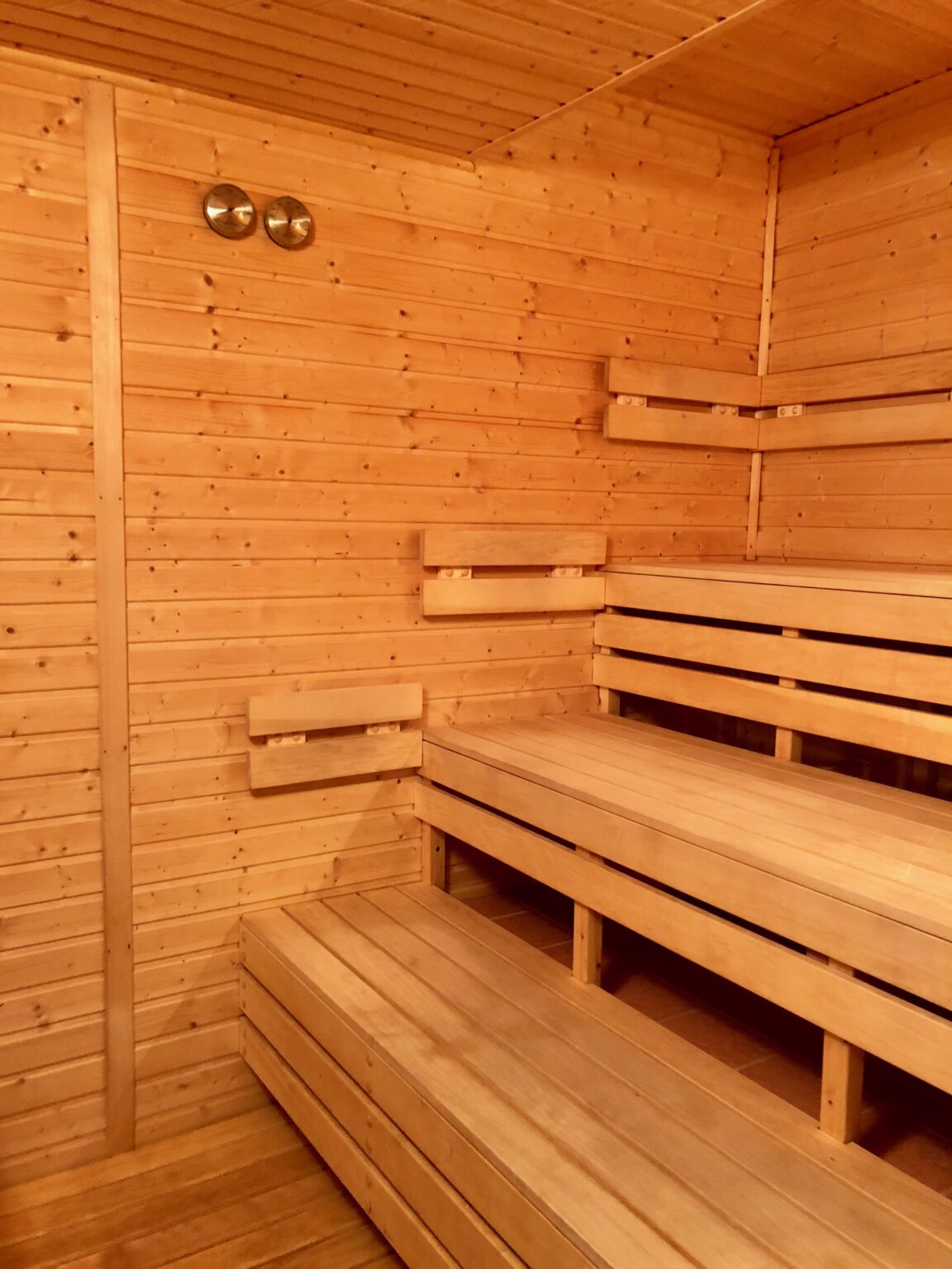 English | Club Sauna Expert